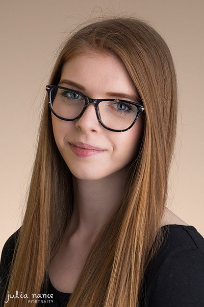 My 3 Go-To Headshot Lighting Setups. • Julia Nance Portraits